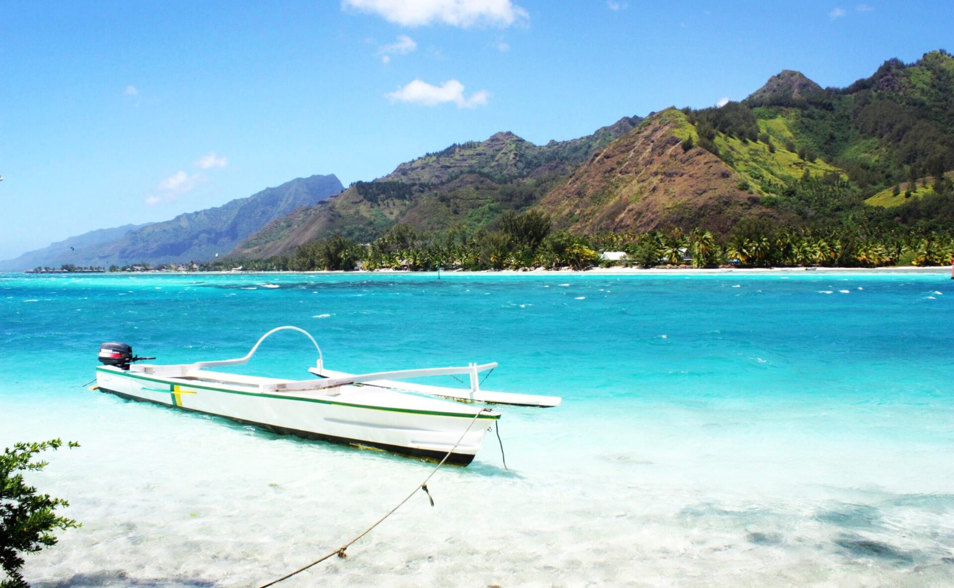 Moorea: Discover the Breathtaking Beauty and 4 of My Tips...