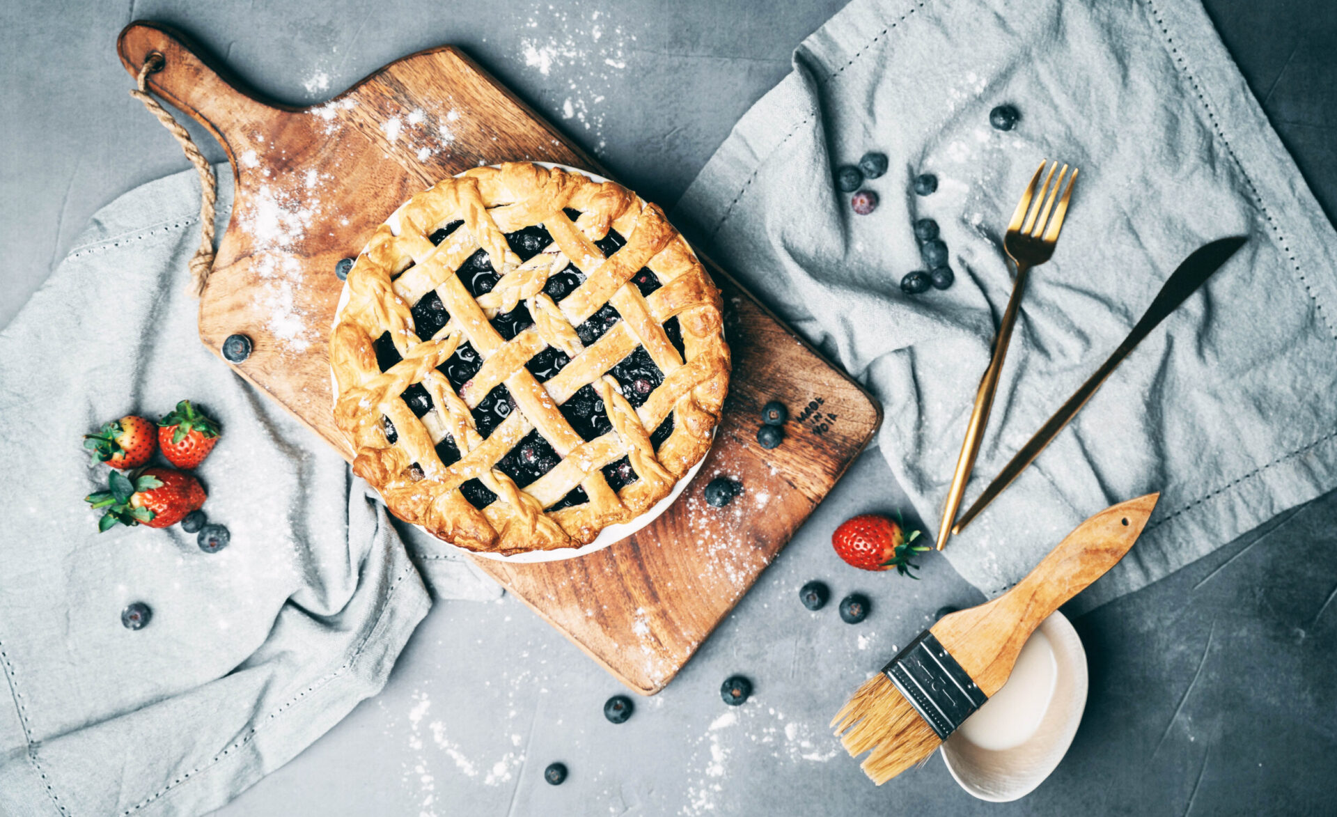 Crave Worthy Huckleberry Pie: Get your Berry Fix With the 9