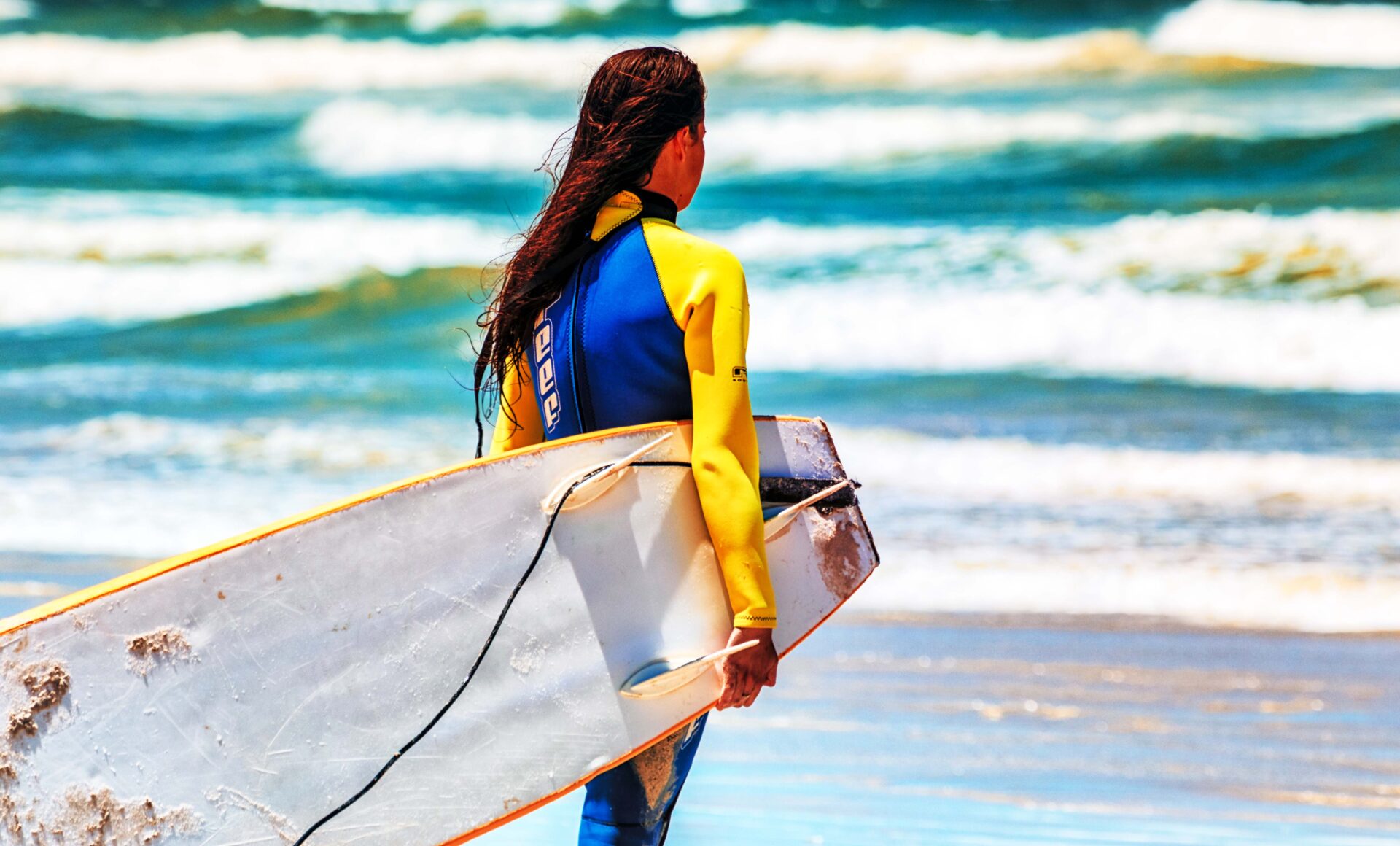 Super Surf Schools - Surfs Up, Sisters! Hang Ten with 10