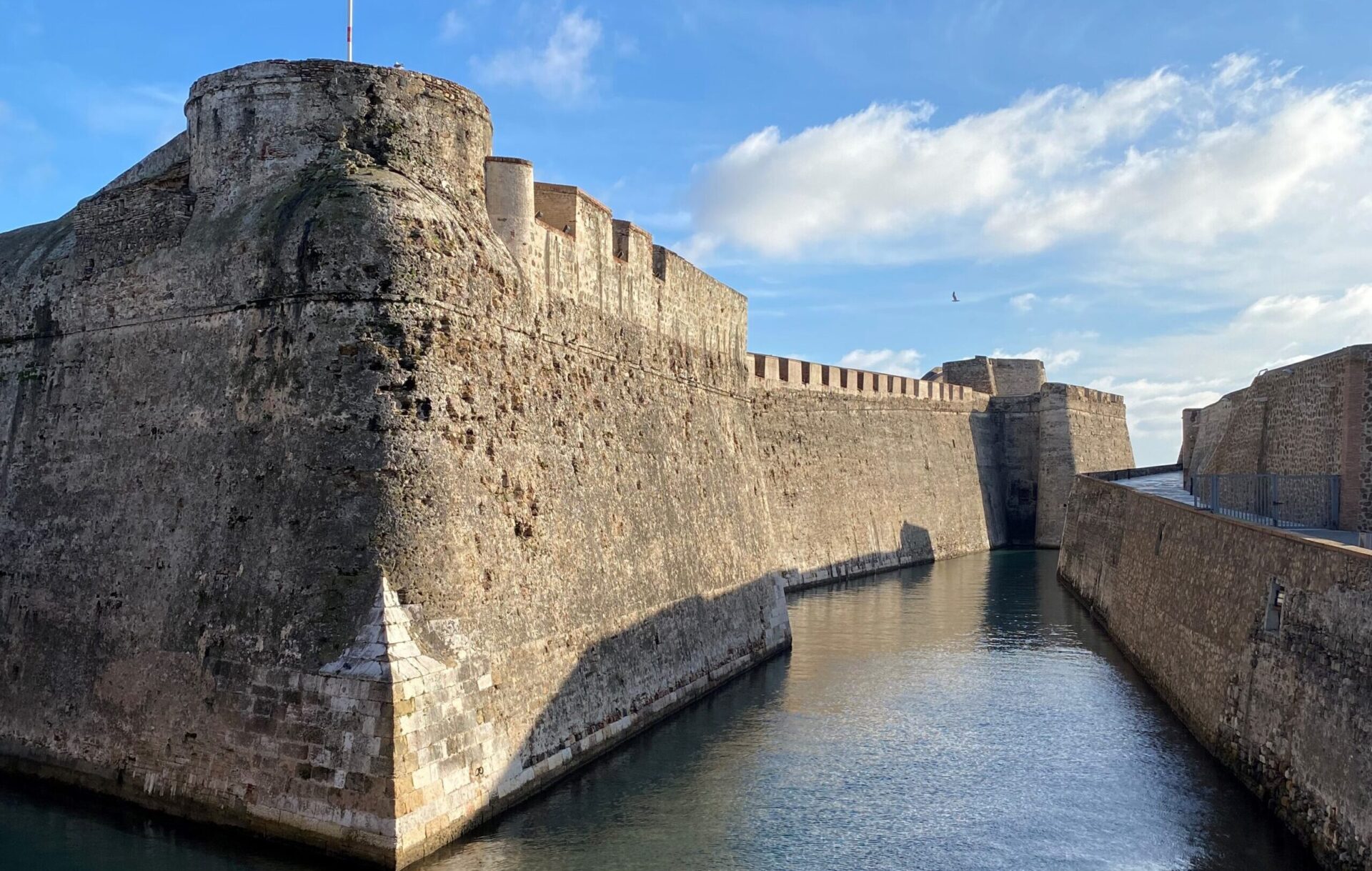 Exclaves Unveiled: 7 GREAT Gems of the World's Borderland...