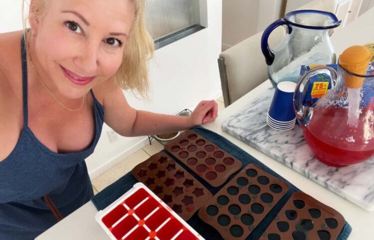 Kool-Aid Vodka Spritzer: The Ultimate Adult Twist on a... 5