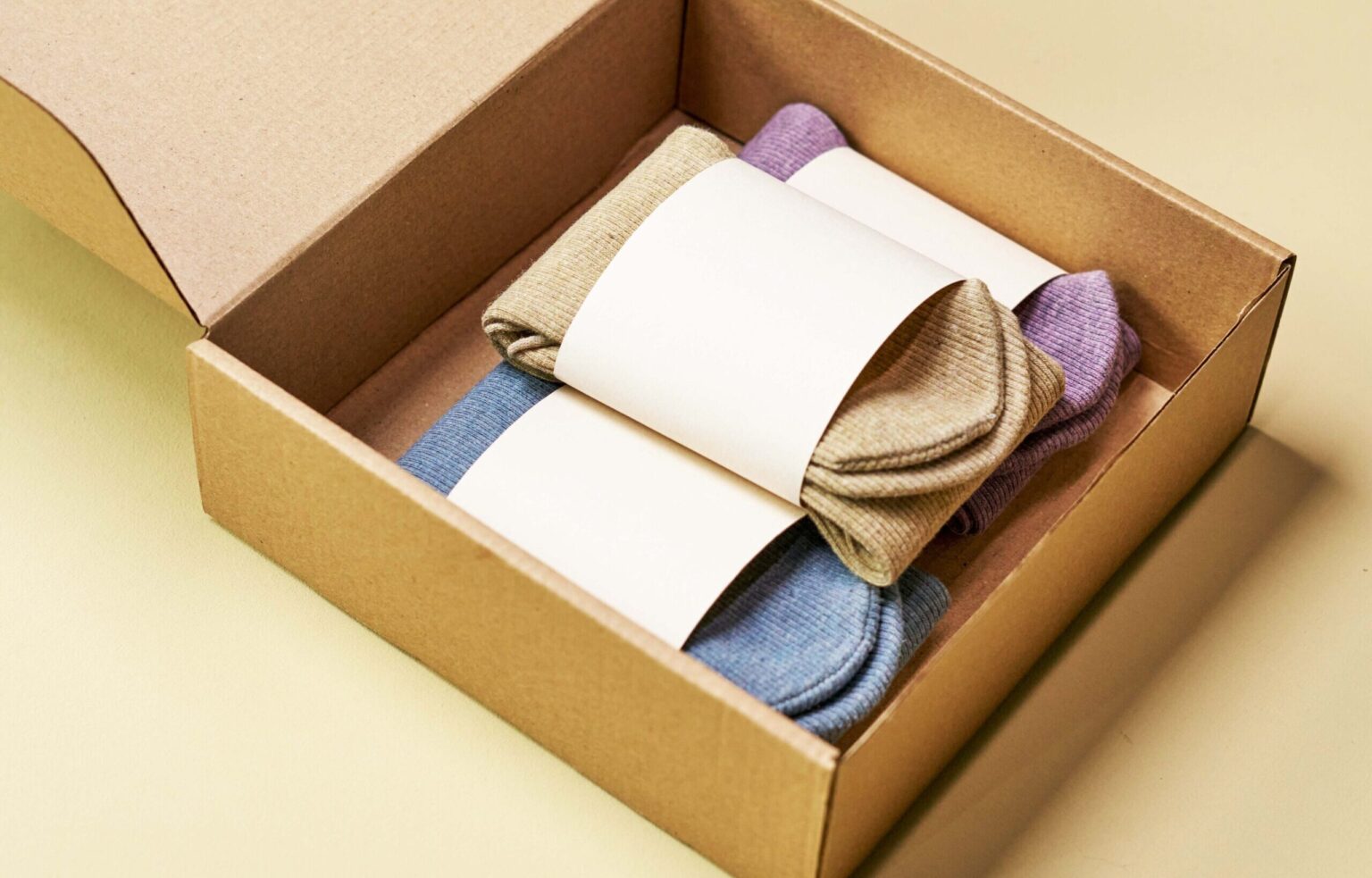 It's Socktober! 15 Best Tips for Helping Homeless Put Socks