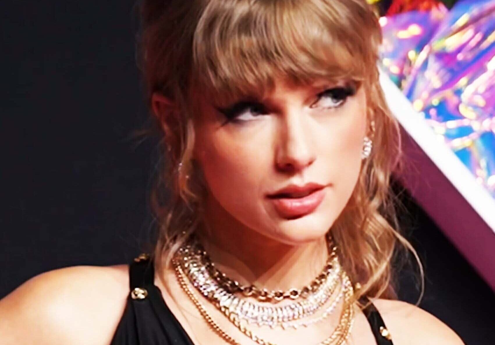 Taylor Swift Quotes: Insights on Fear, Courage, ...13 Best