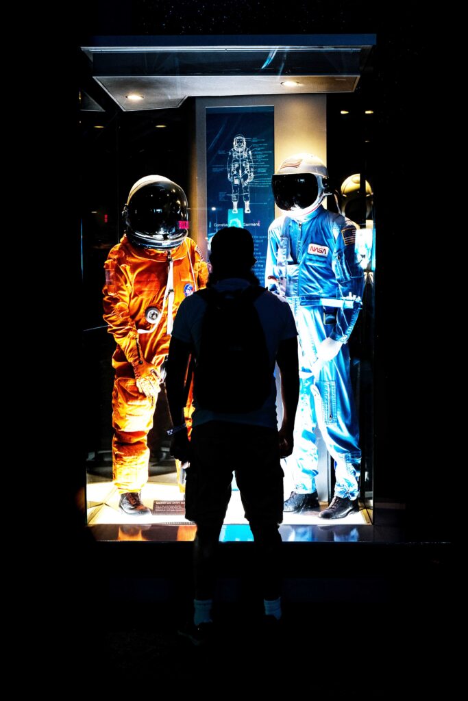 Space Museums: Discover America's Top Cosmic Odys... 8 Great