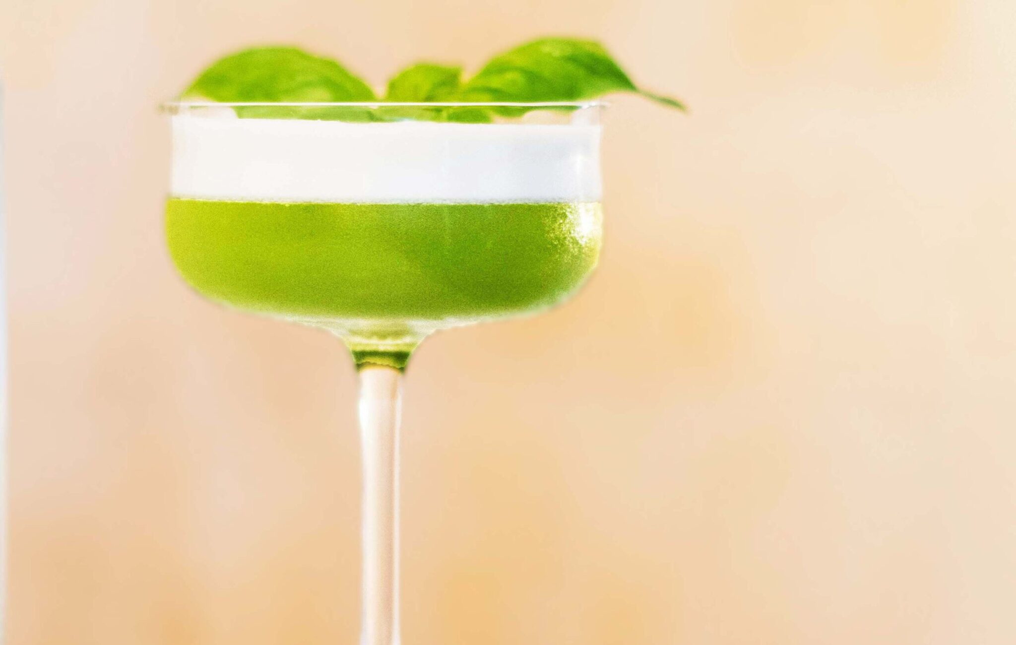 Green Flash Cocktail Crowned with a Cloud Topper : 5 Great