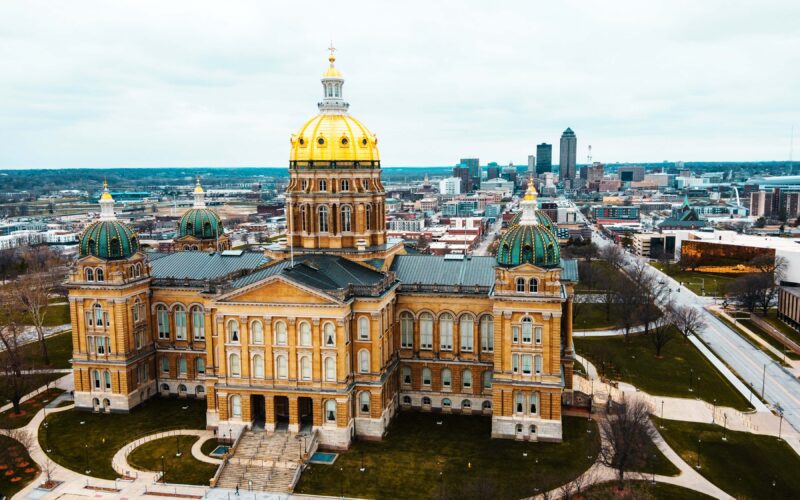 Flyover States: Unveiling America's Hidden Charms, 8 Great