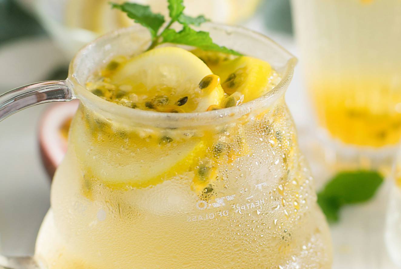 Passion Fruit Cooler Cocktail in 8 Great Recipe Steps for...