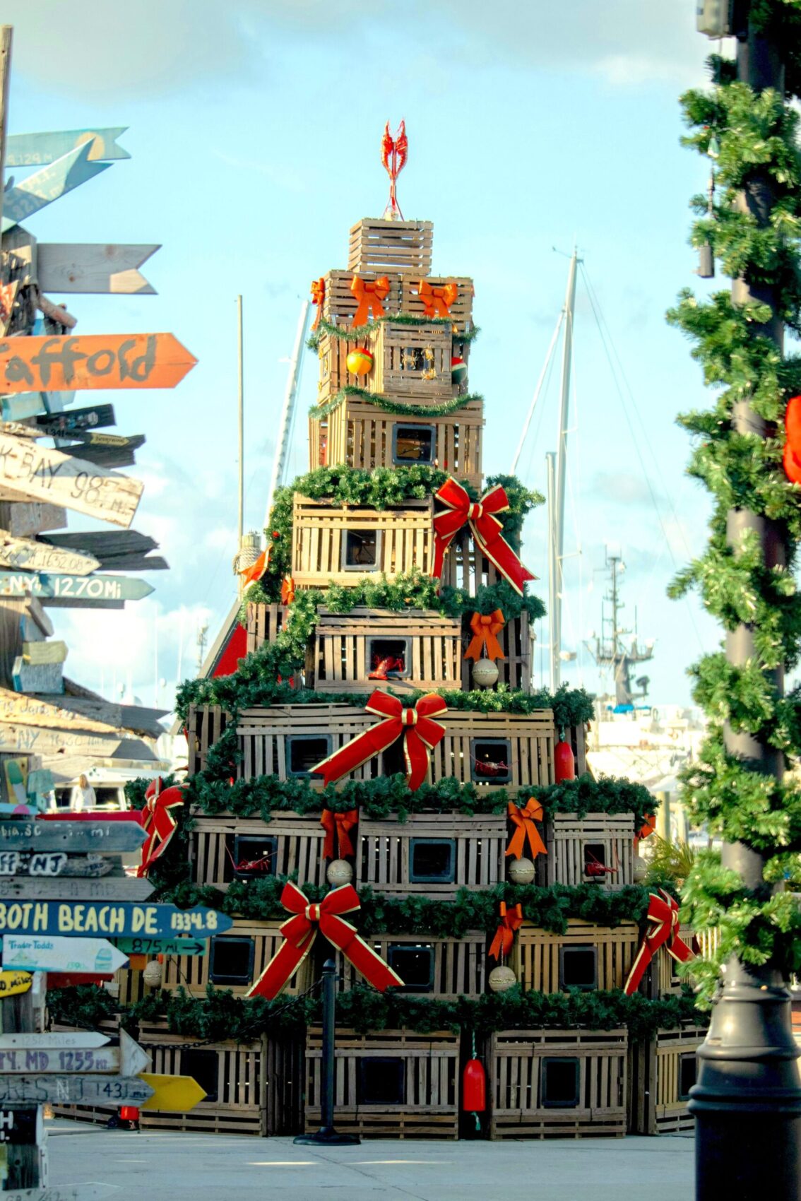 Unique Christmas Tree Ideas: Creative Alternatives to the Traditional ...